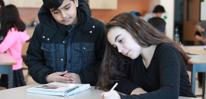 Learning Commons / Library - Peter Lougheed School